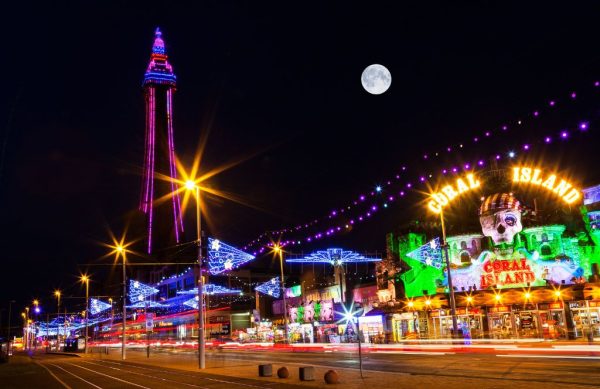 Blackpool Illuminations - PeekaBooze Hotel and Cabaret Bar